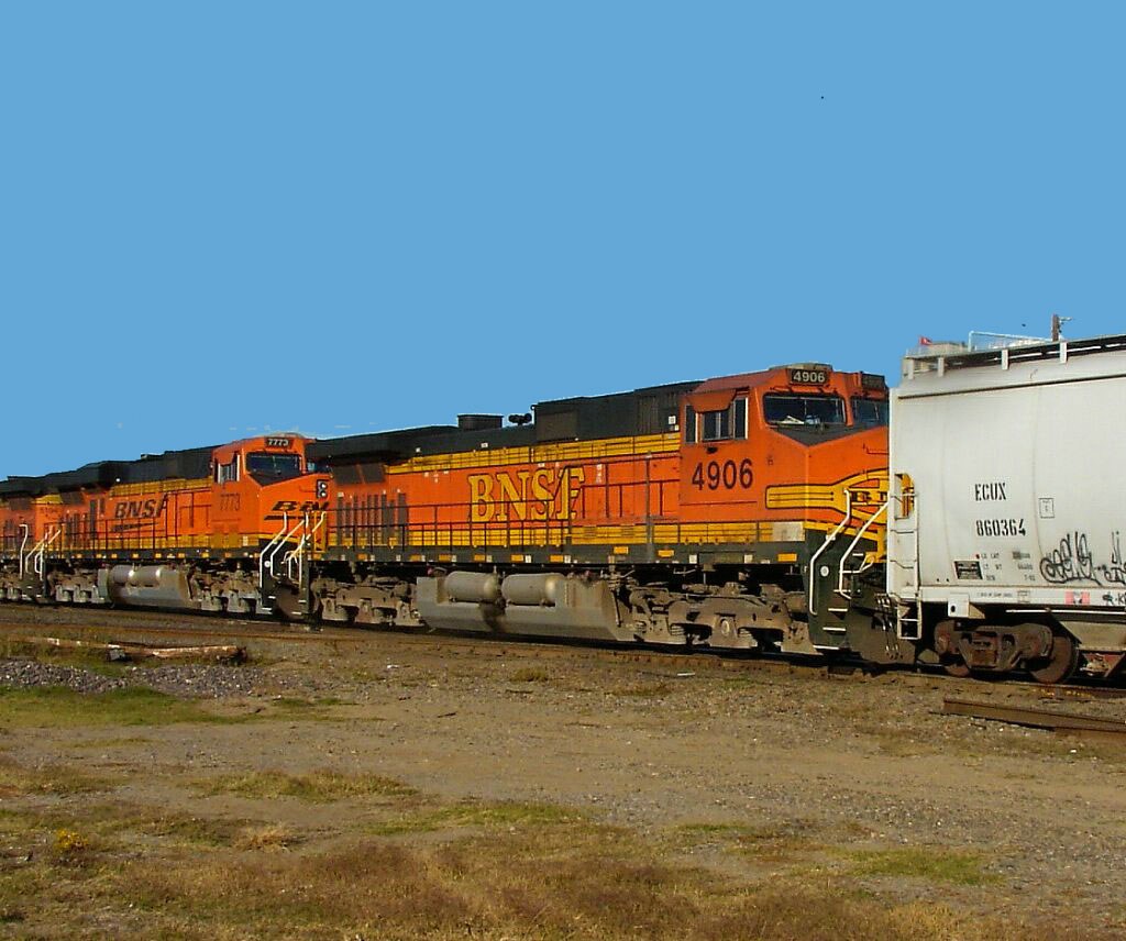 BNSF 4906